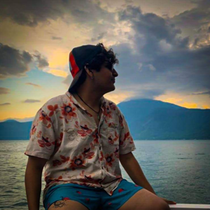 How do I fix this microsoft 365 copilot error message "Sorry, we ran ...